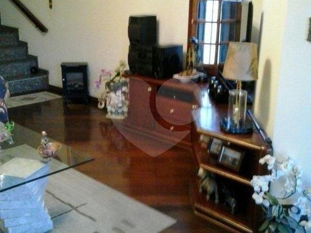 Imoveis na Vila Galvão