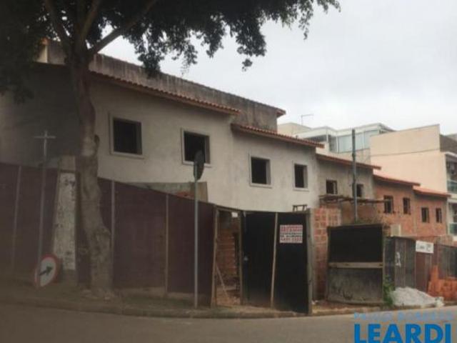 Imoveis na Vila Gilda