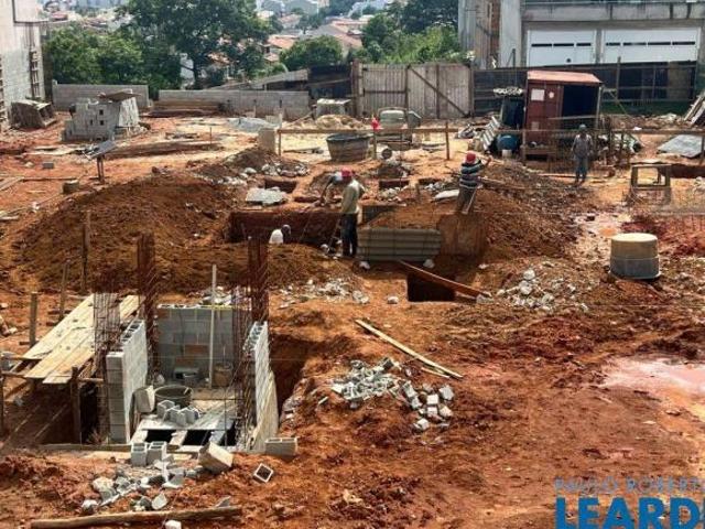 Imoveis na Vila Humaitá