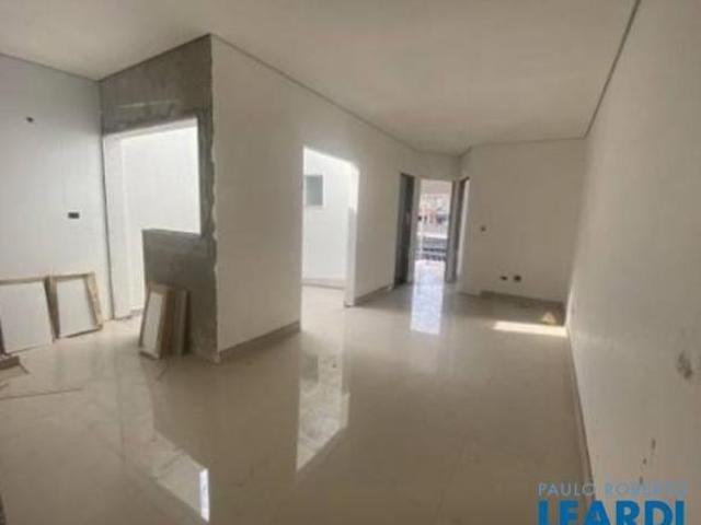 Imoveis na Vila Humaitá