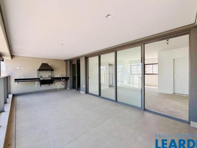 Imoveis na Vila Olímpia
