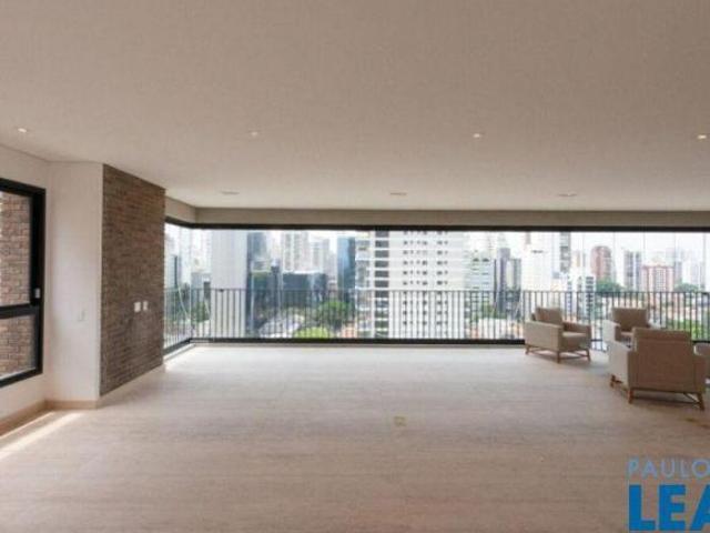 Imoveis na Vila Olímpia