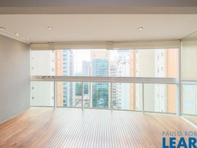 Imoveis na Vila Olímpia