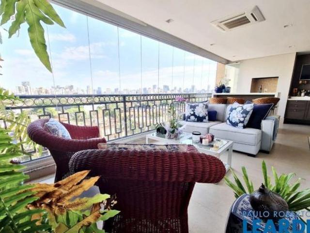 Imoveis na Vila Olímpia