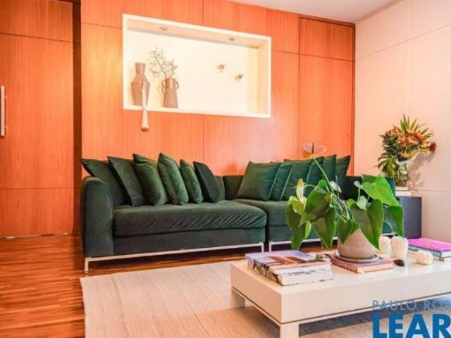Imoveis na Vila Olímpia