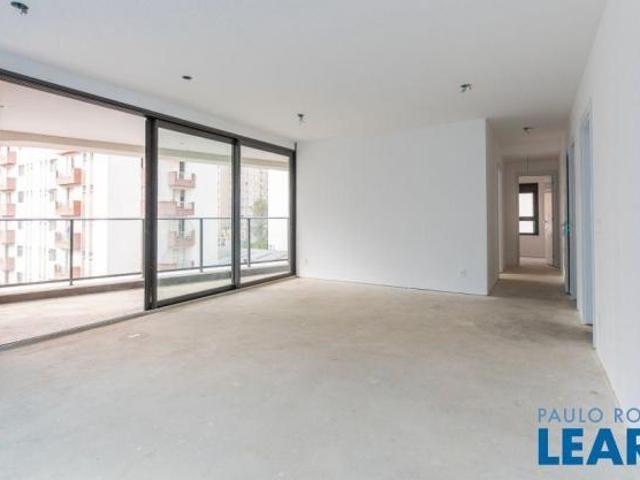 Imoveis na Vila Olímpia
