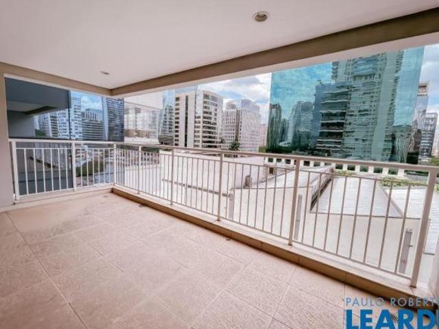 Imoveis na Vila Olímpia