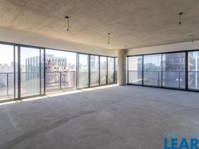 Imoveis na Vila Olímpia