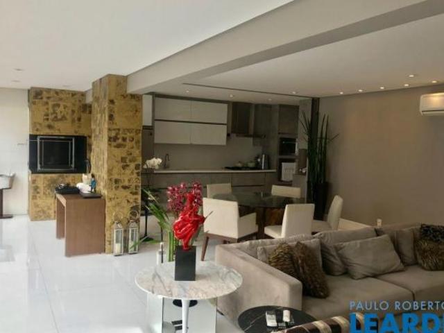 Imoveis na Vila Olímpia