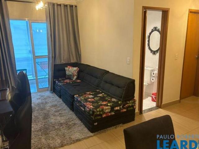 Imoveis na Vila Mariza