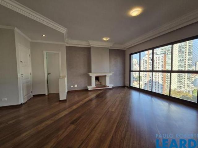 Imoveis na Vila Mascote