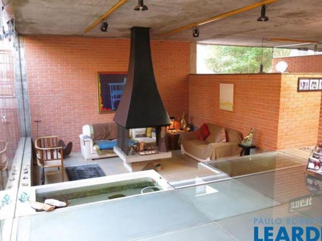 Imoveis na Vila Mascote