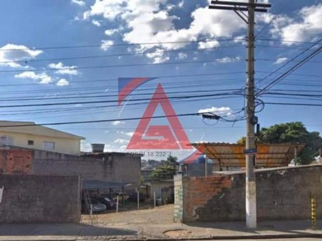 Imoveis na Vila Silviânia