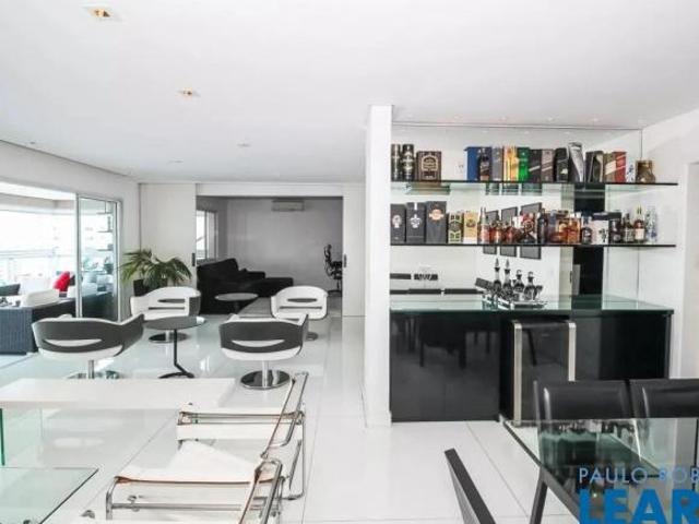 Imoveis na Vila Romana