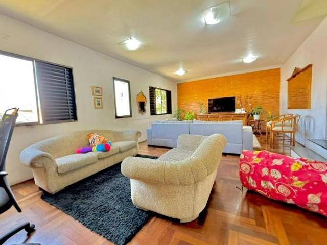 Imoveis na Vila Romana