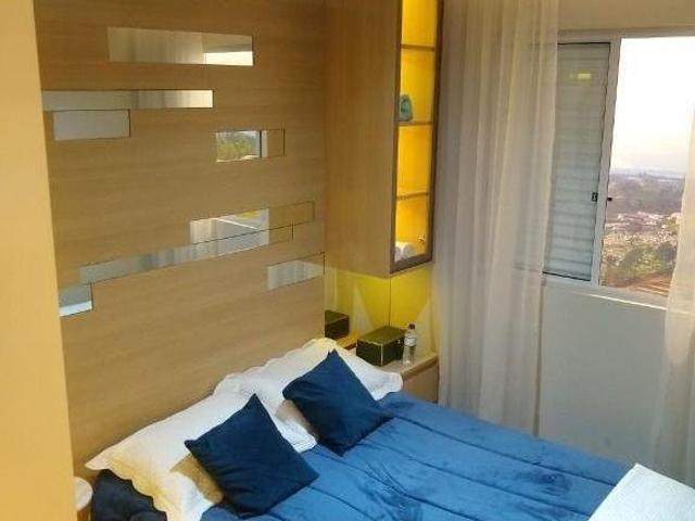 Apartamento em Vila Romanópolis, Ferraz de Vasconcelos/SP de 40m² 2 quartos à venda por R$ 270.900,0