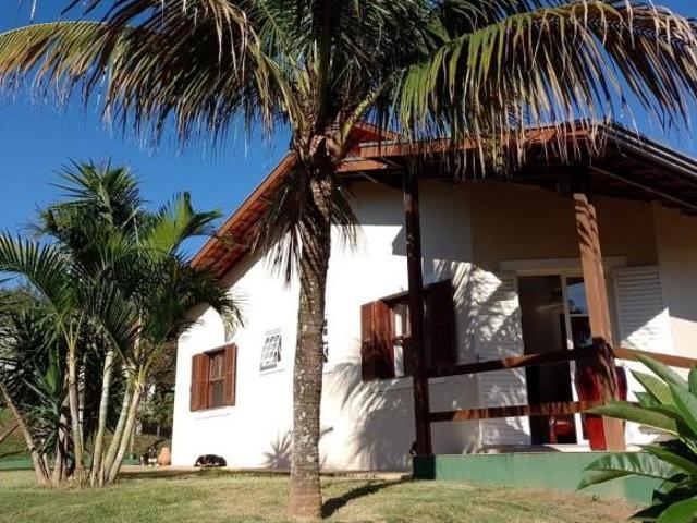 Imoveis nas Colinas do Ermitage Sousas
