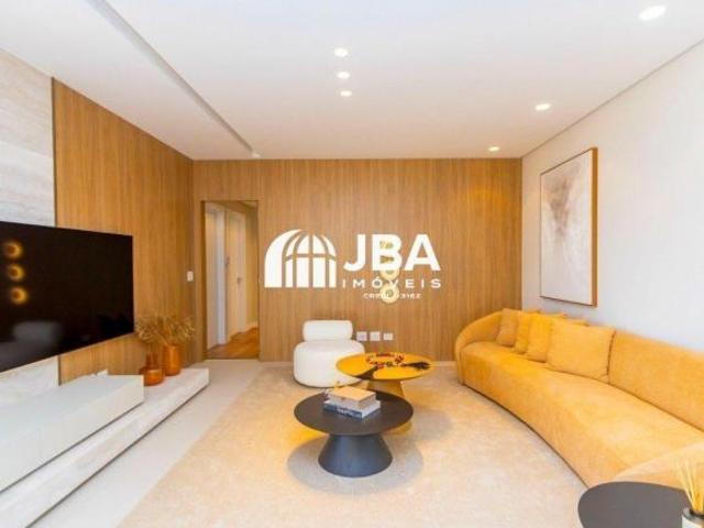 Apartamento à venda no Alto da XV