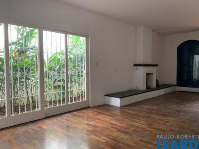 Imoveis no Alto de Pinheiros