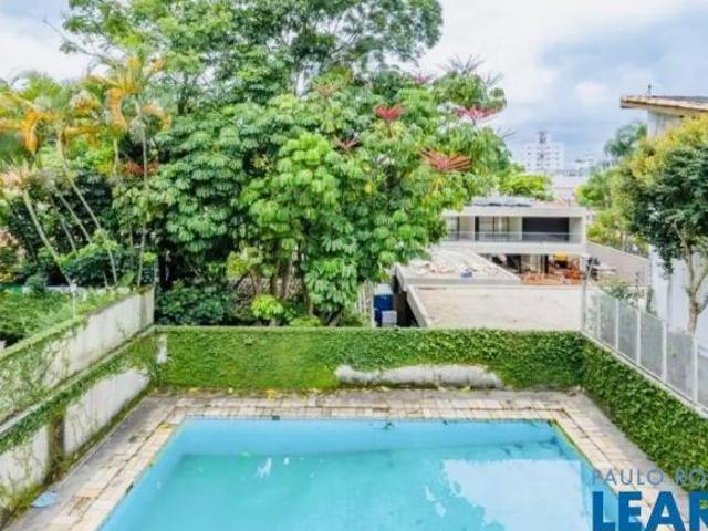 Imoveis no Alto de Pinheiros