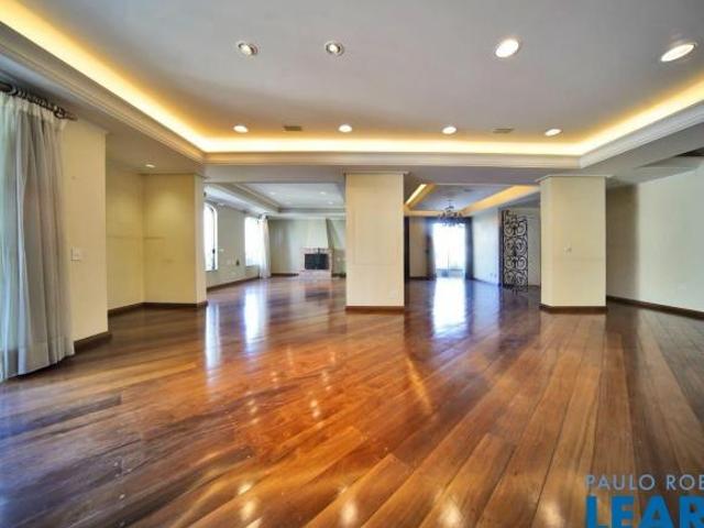 Imoveis no Alto de Pinheiros