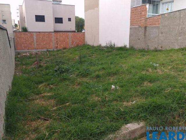 Imoveis no Campo das Antas