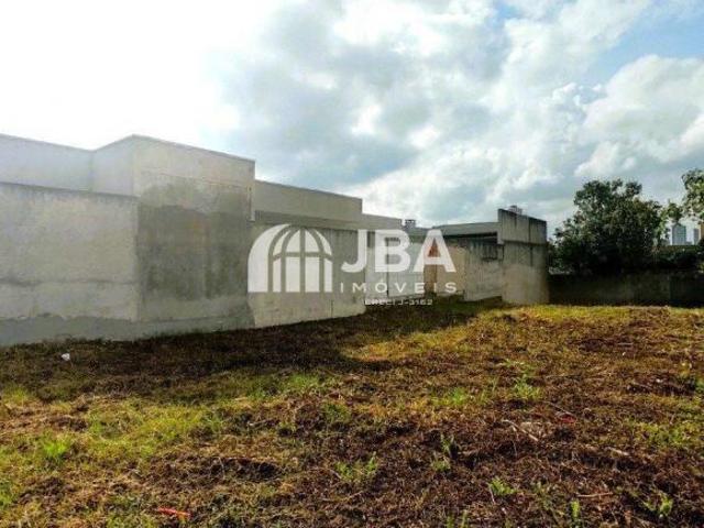 Terreno à venda no Capão Raso