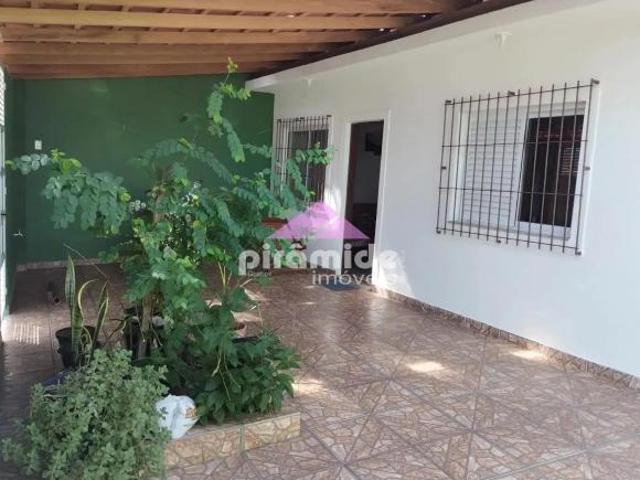 Casa à venda no Centro