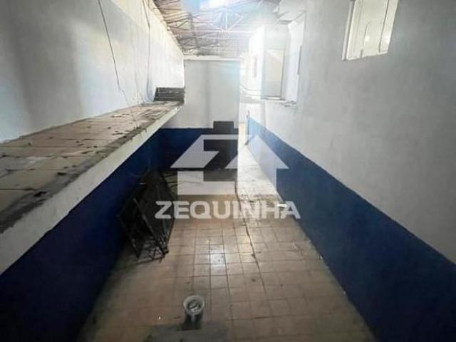 Apartamento à venda no Centro