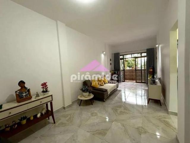 Apartamento à venda no Centro