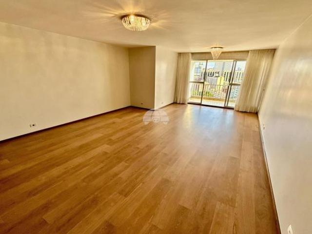 Imoveis no Centro Cívico