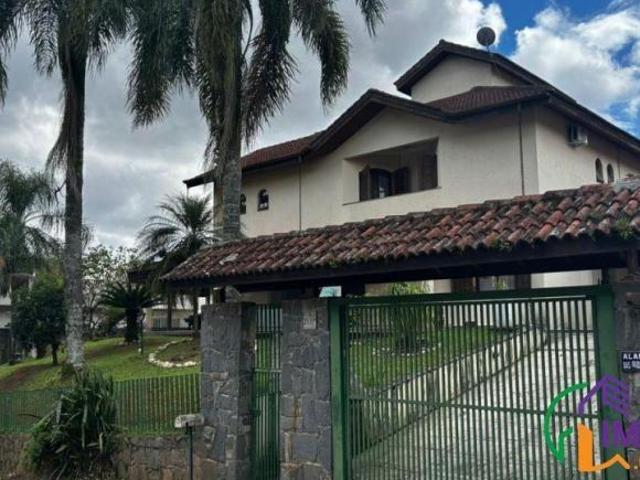 Imoveis no Condomínio Arujá Country Club