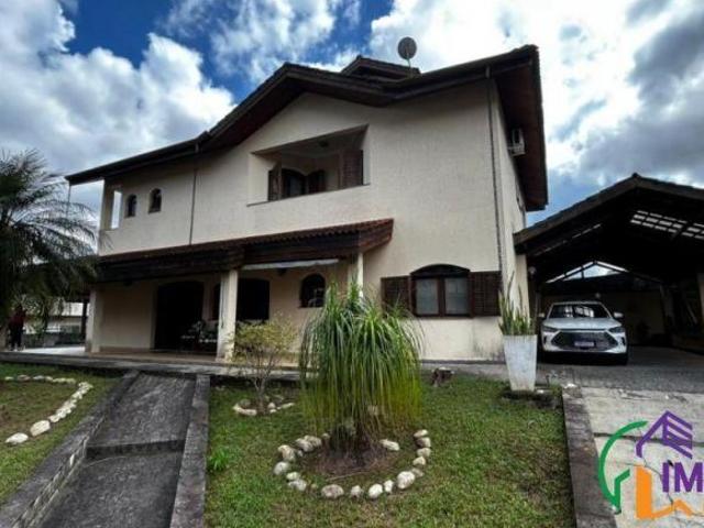 Imoveis no Condomínio Arujá Country Club