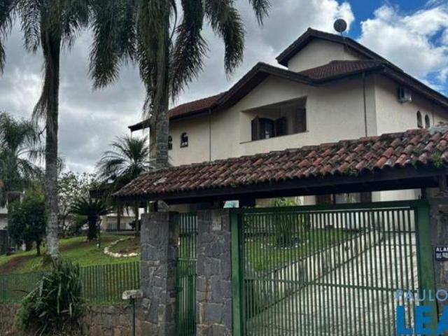 Casa à venda no Condomínio Arujá Country Club
