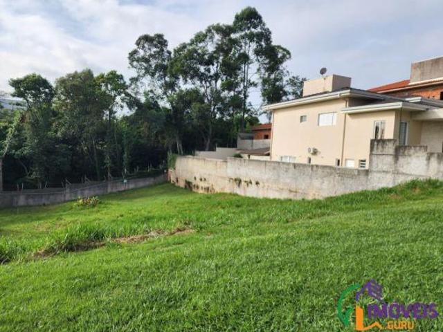 Imoveis no Condomínio Green Boulevard