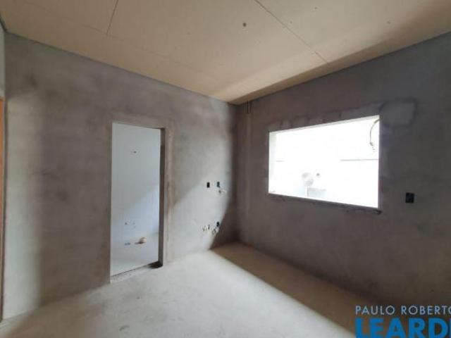 Imoveis no Condominio Portal do Jequitiba