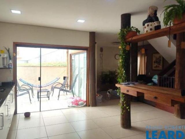 Imoveis no Condominio Portal do Jequitiba