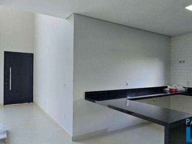 Imoveis no Condominio Portal do Jequitiba