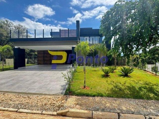 Imoveis no Condomínio Vitória Golf