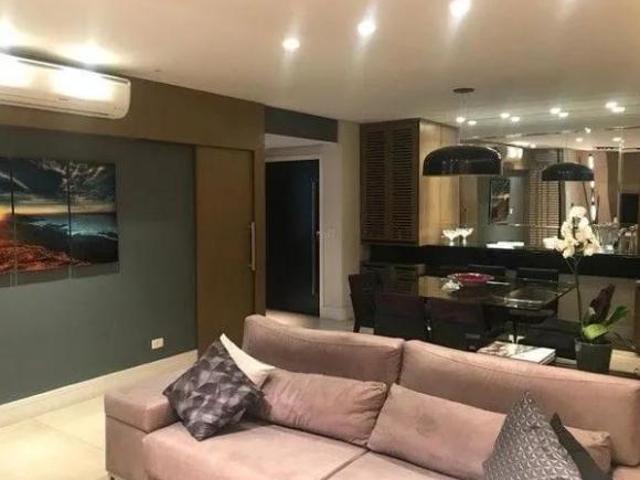 Apartamento à venda no Jardim das Indústrias