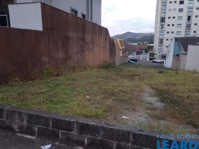 Imoveis no Jardim Elvira Dias