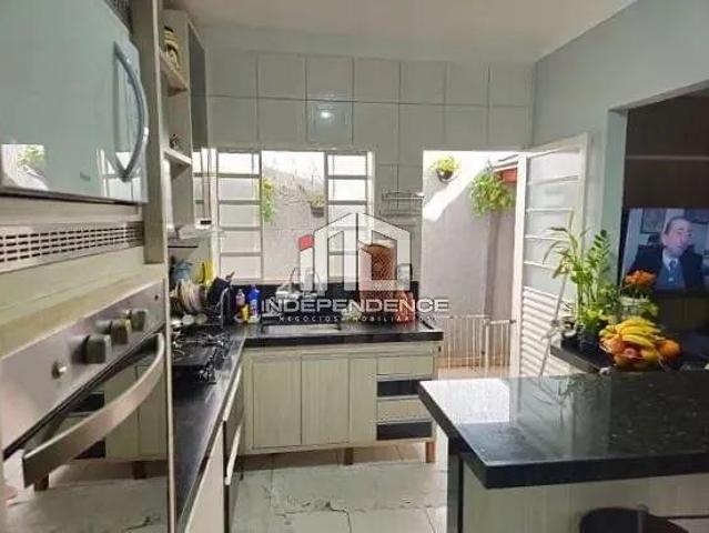 Imoveis no Jardim Mariana I