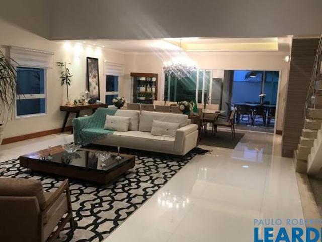 Imoveis no Loteamento Mont Blanc Residence