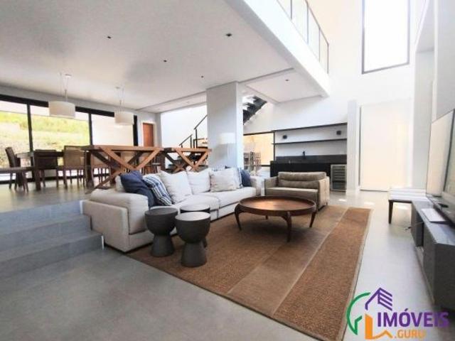 Imoveis no Loteamento Porto Seguro Village