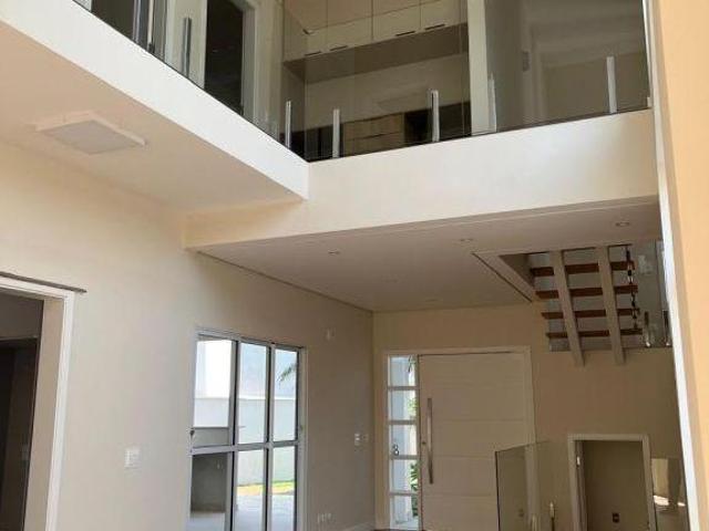 Imoveis no Loteamento Porto Seguro Village