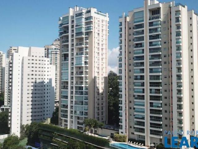 Imoveis no Panamby