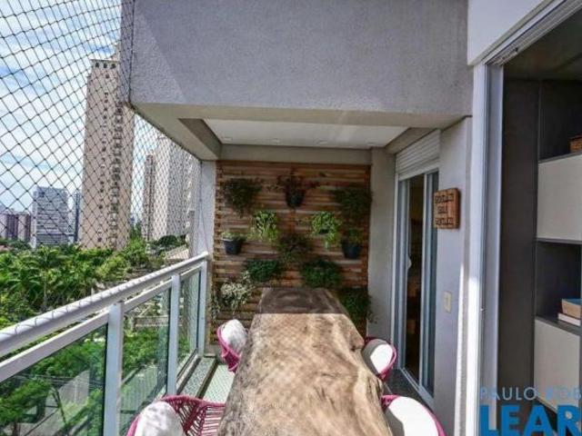 Imoveis no Panamby