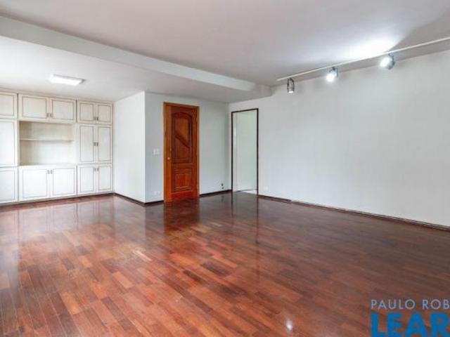 Imoveis no Paraíso