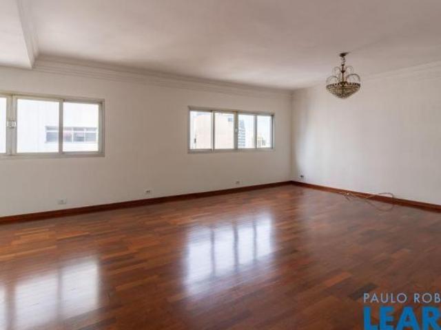 Imoveis no Paraíso