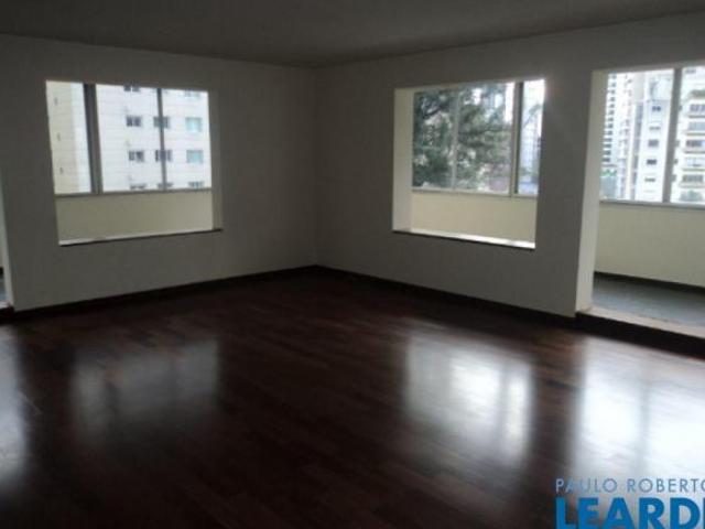 Imoveis no Paraíso